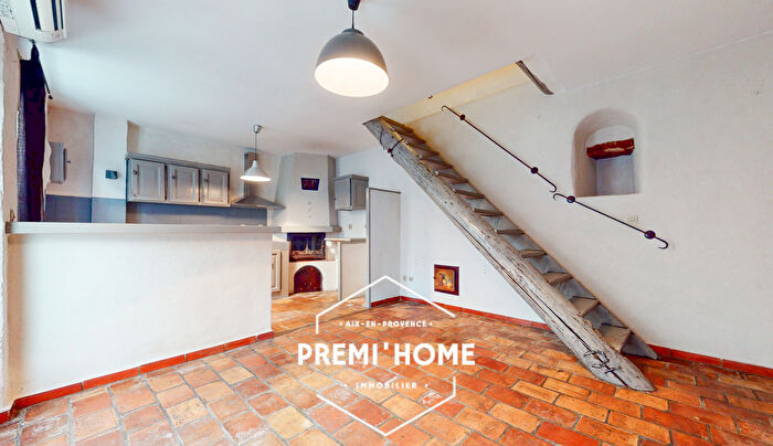 Maison à vendre - Aureille - 3 pièces - 2 chambres