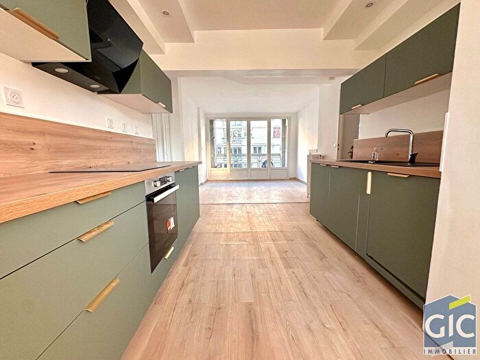 Appartement à louer - Saint Jean, Caen - 4 pièces - 3 chambres