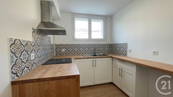 Appartement 3 pièces à louer à Périgueux, Centre-ville, La Gare, Saint-Martin