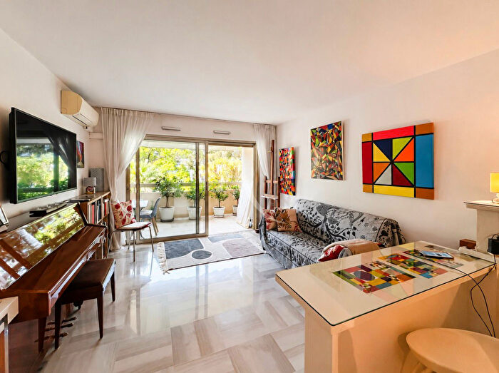 Cannes, Californie Pezou - Appartement 1 pièce à vendre