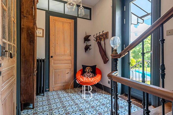 Maison 8 pièces à vendre à Collonges-au-Mont-dOr