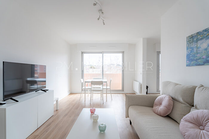 Appartement à vendre - Marseille e , Cinq Avenues - 2 pièces - 1 chambre