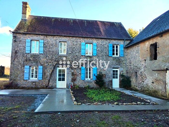 Maison à louer - Orval sur Sienne - 5 pièces - 3 chambres