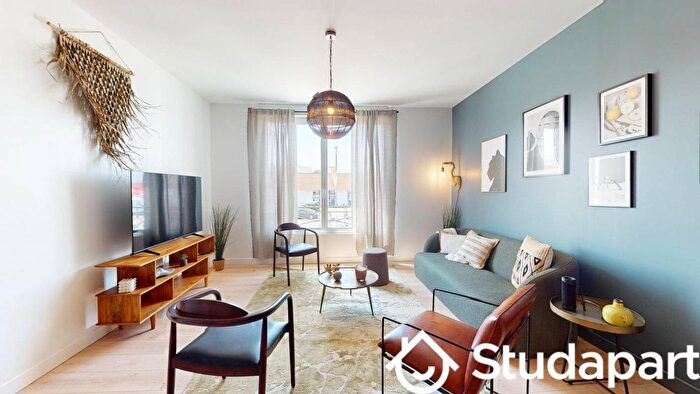 Appartement à louer - Caudèrès, Talence - 1 pièce - 3 chambres