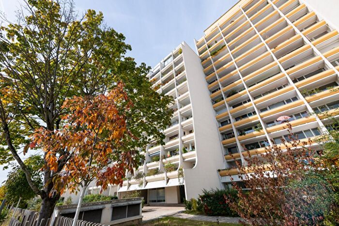 Noisy-le-Grand, Centre-ville - Appartement 5 pièces à vendre