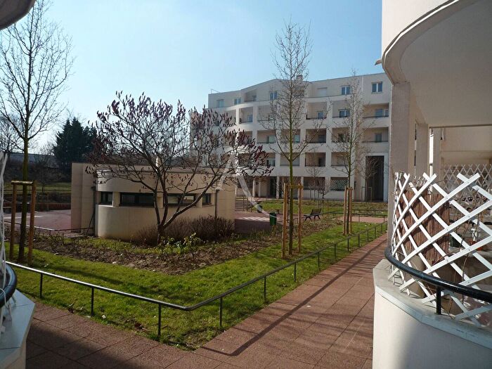 Appartement à louer - Les Esperances, Ermont - 2 pièces - 1 chambre