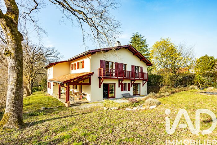 Maison à vendre - Arcangues - 8 pièces - 5 chambres