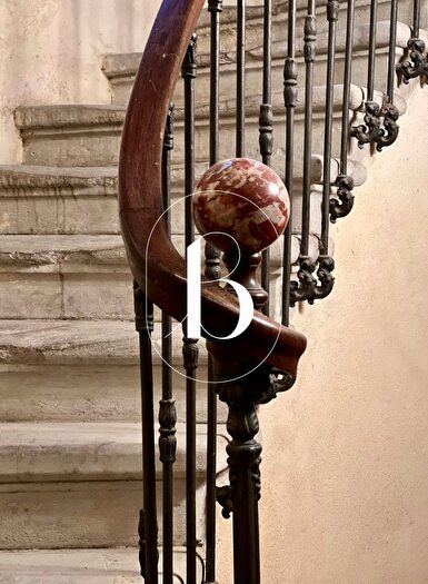 Appartement à vendre - Uzès - 3 pièces - 2 chambres