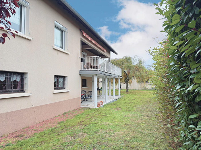 Maison à vendre - Villerest - 9 pièces - 5 chambres