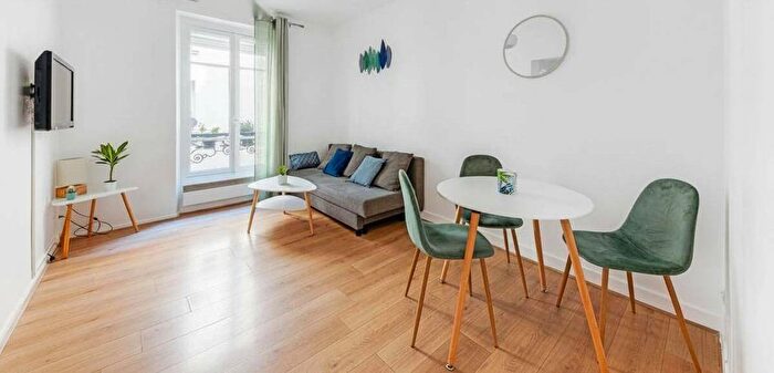 Batignolles-Cardinet, Paris 17ème arrondissement : Appartement 2 pièces à louer