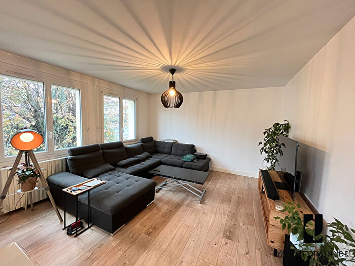 Maison à louer - Riorges - 4 pièces - 3 chambres