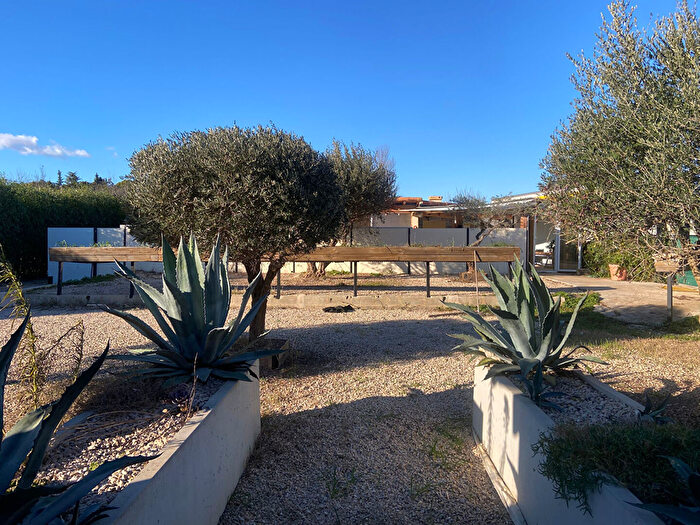 Maison à vendre - Roquemaure - 8 pièces - 4 chambres