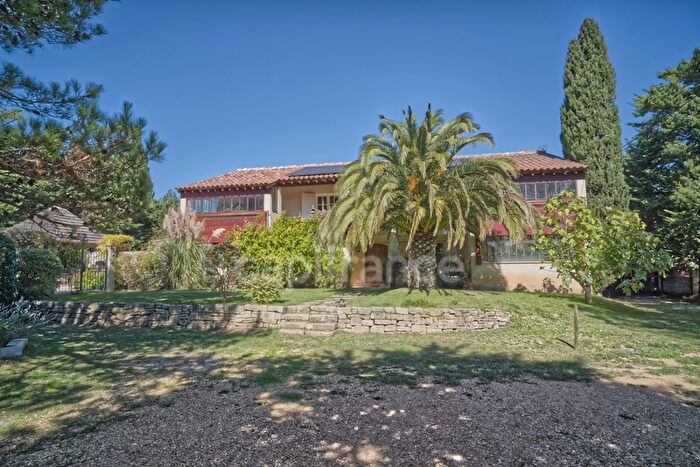 Maison à vendre - Graveson - 9 pièces - 4 chambres