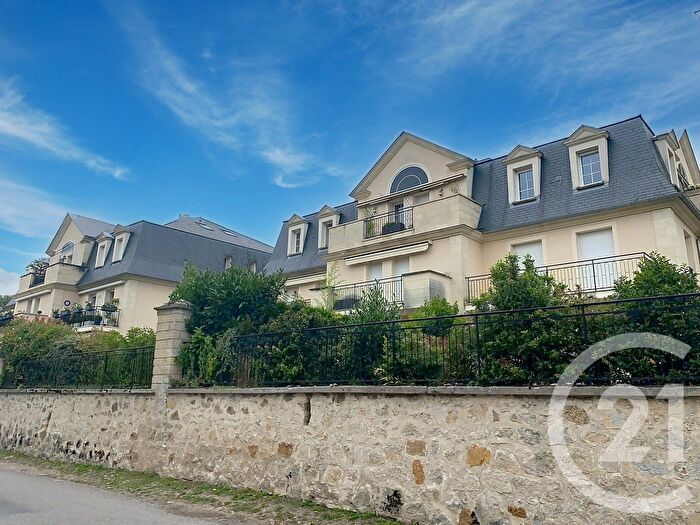 Appartement à vendre - Senlis, Centre-ville - 4 pièces - 2 chambres