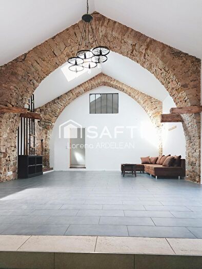 Maison 8 pièces à vendre à Sainte-Eulalie-de-Cernon