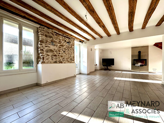 La Celle-sur-Morin : Maison 11 pièces à vendre