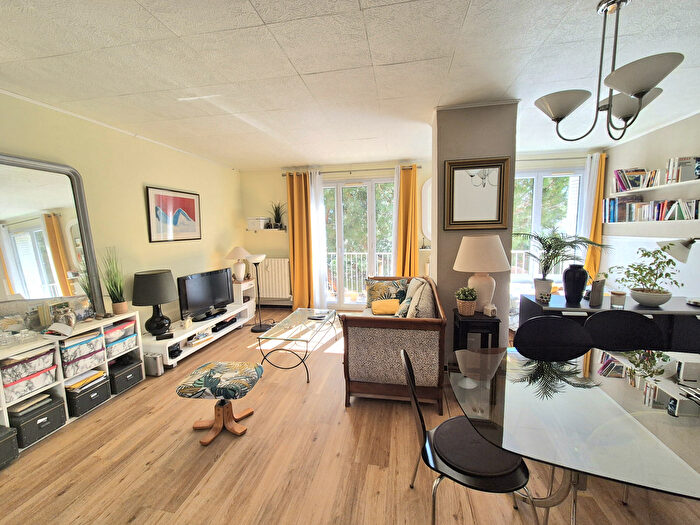 Appartement à vendre - Hyères, Pyanet - 4 pièces - 2 chambres