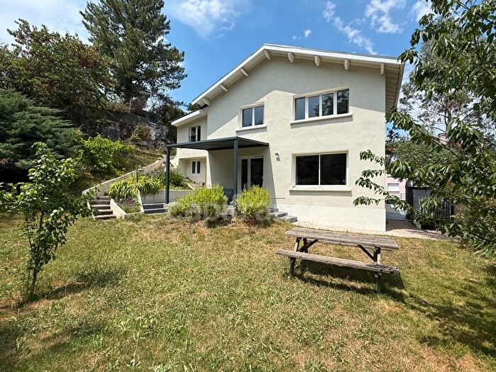 Maison 8 pièces à Lourdes, Ophite, à vendre