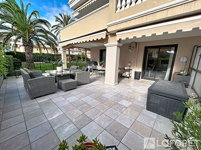 Appartement à vendre - Hyères, Maurels - 5 pièces - 3 chambres