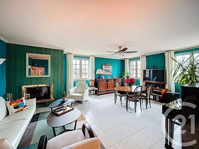 Maison à vendre - Oisseau - 7 pièces - 5 chambres