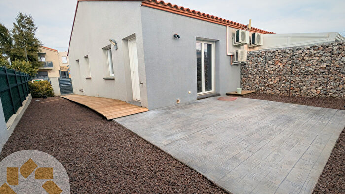 Maison à vendre - Saint-Hippolyte - 3 pièces - 2 chambres