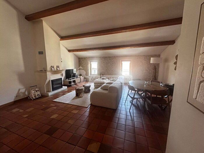 Appartement 3 pièces à Partie Nord Est, Saint-Rémy-de-Provence, à louer