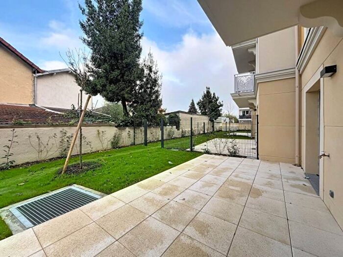 Appartement à louer - Abbé Niort-Jean Moulin, Le Blanc Mesnil - 1 pièce