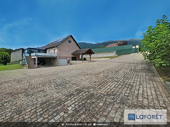 Crozet - Maison 6 pièces à vendre