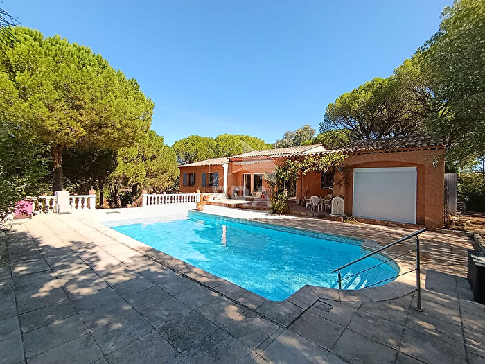 Maison à vendre - Vidauban - 5 pièces - 3 chambres