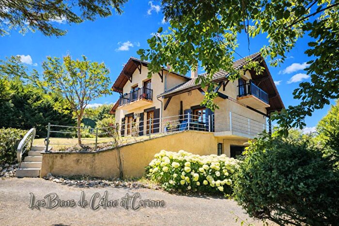 Maison à vendre - Escoire - 5 pièces - 3 chambres