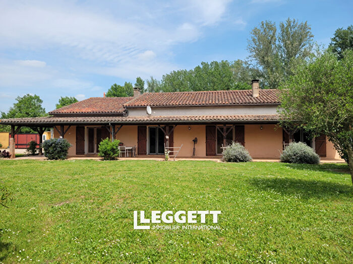Lafitte-sur-Lot : Maison 6 pièces à vendre