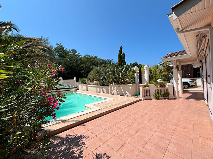 Maison à vendre - Gujan-Mestras, Mestras - 4 pièces - 3 chambres