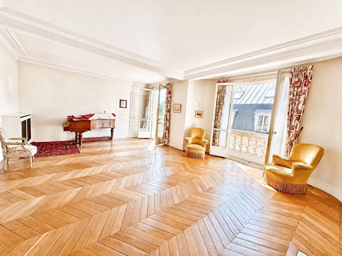 Paris 7ème, Champ de Mars : Appartement 5 pièces à vendre