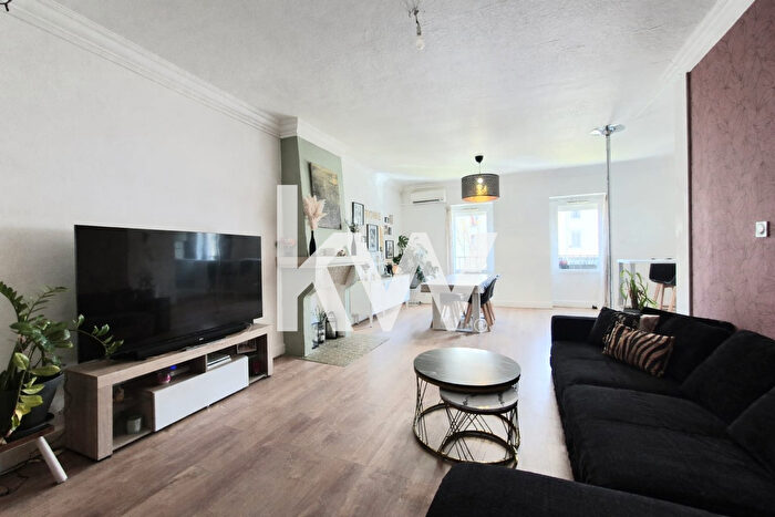 Appartement à vendre - Rive-de-Gier, Centre-ville, Baldeyrou, République - 5 pièces - 3 chambres