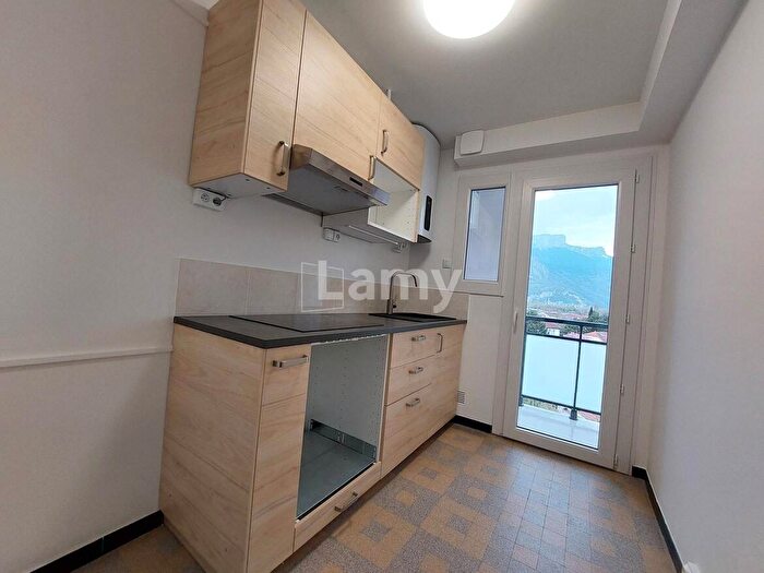 Appartement à louer - Fiancey-Brieux, Saint-Égrève - 2 pièces