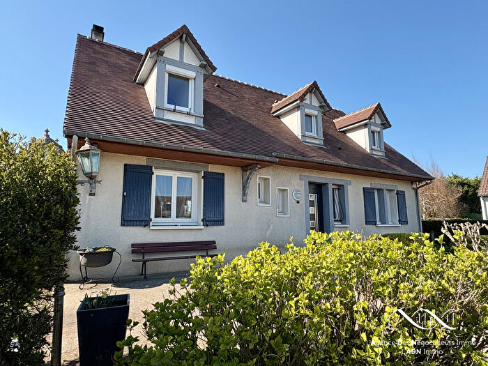 Maison à vendre - Artenay - 5 pièces - 4 chambres