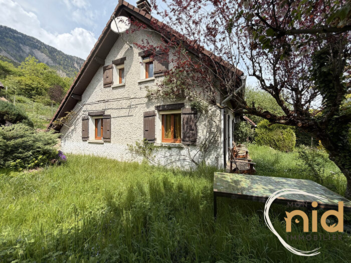 Maison 6 pièces à Miribel-Lanchâtre, à vendre