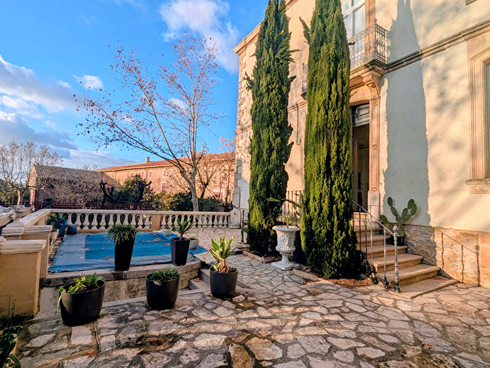 Maison à vendre - Oupia - 7 pièces - 5 chambres