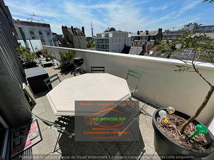 Appartement à vendre - Quartiers Ouest, Bourg lEvesque - 4 pièces - 3 chambres