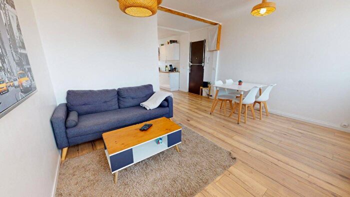 Appartement à louer - Cusset, Villeurbanne - 1 pièce