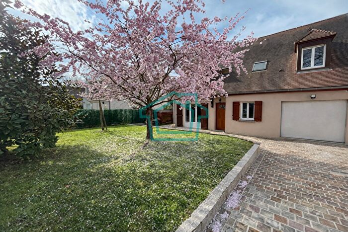 Maison à vendre - Orgerus - 6 pièces - 4 chambres