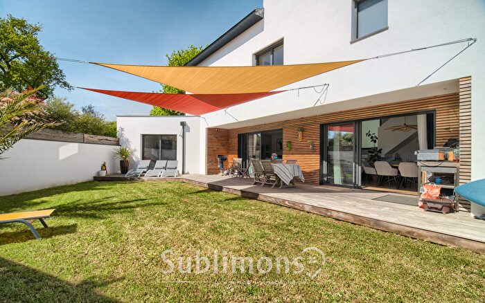 Maison à vendre - Arradon - 7 pièces - 5 chambres