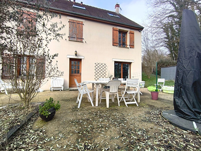 Maison à vendre - Chaumont-en-Vexin - 8 pièces - 5 chambres