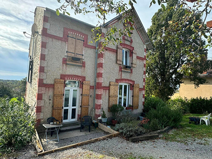 Maison à vendre - Le Dorat - 7 pièces - 5 chambres