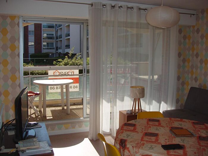Abbeville, Centre-ville : Appartement 1 pièce à vendre