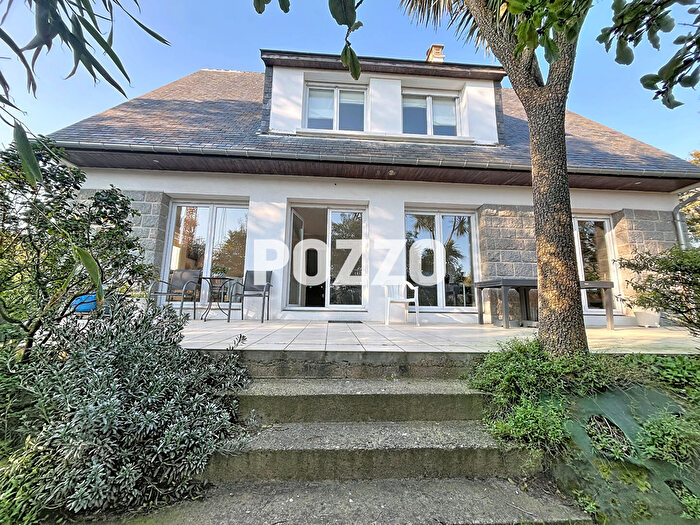 Maison 7 pièces à vendre à Jullouville