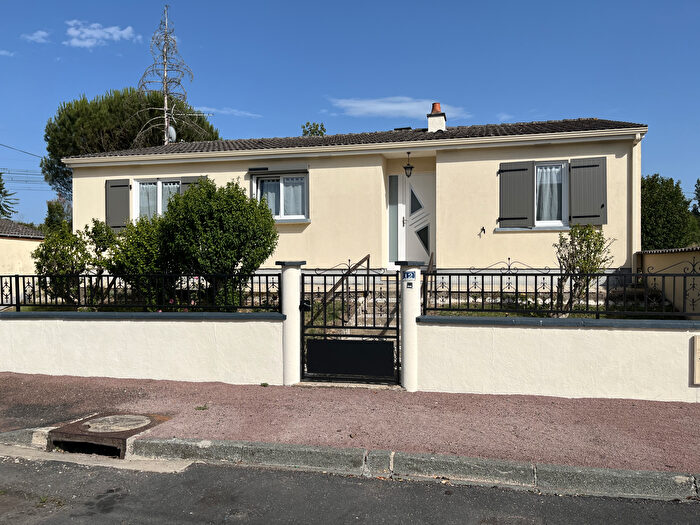 Maison 6 pièces à vendre à Châtellerault, Centre-ville