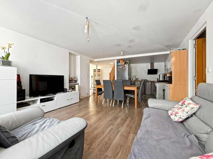 Appartement 4 pièces à vendre - Orcemont