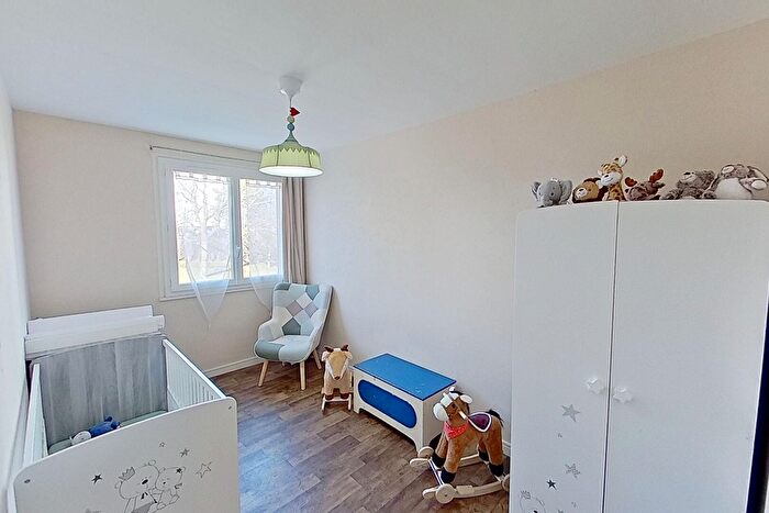 Appartement à vendre - Clermont-Ferrand, Croix de Neyrat - 4 pièces - 2 chambres