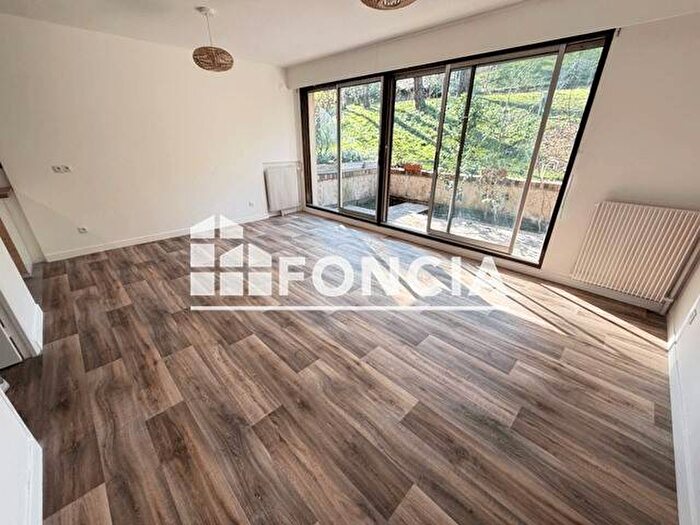 Appartement à louer - Robinson, Châtenay-Malabry - 1 pièce